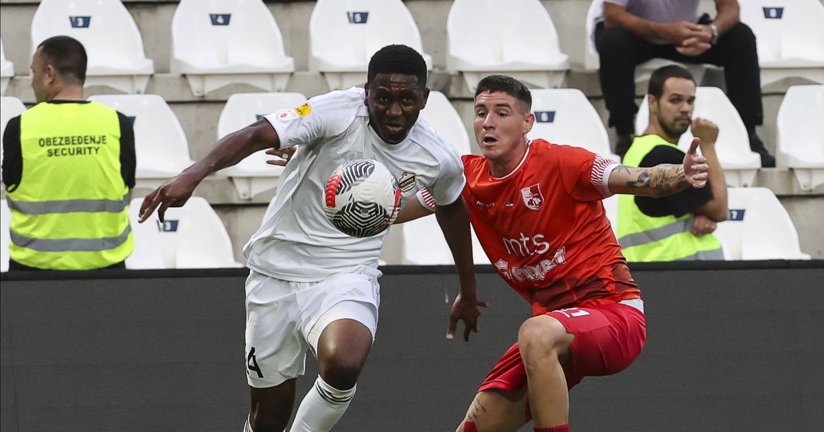 Radnički u nadoknadi vremena šokirao Čukarički na Brdu | Sportal.rs