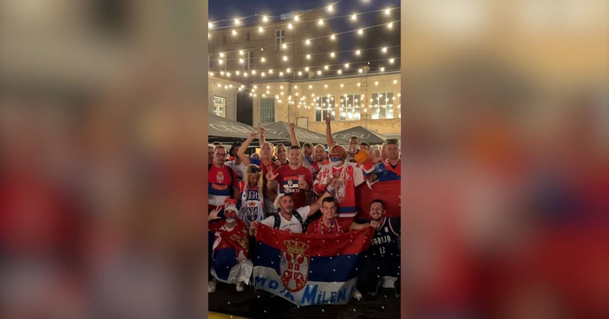 Navijači napravili šou: Srpska pesma odjekuje Rigom! | Sportal.rs
