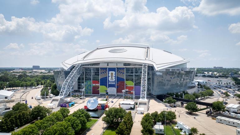 Futuristička arena usred Teksasa | Sportal.rs
