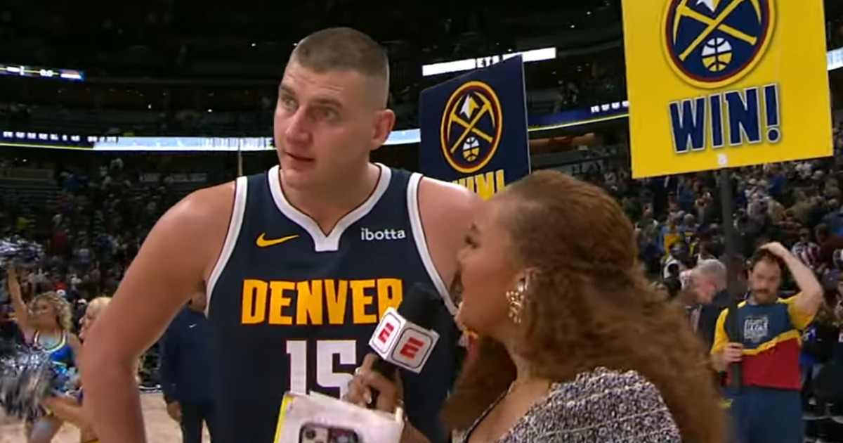 Izjava Nikole Jokića posle dramatične pobede Denvera protiv Golden Stejta. Novinarka: Kako si ...