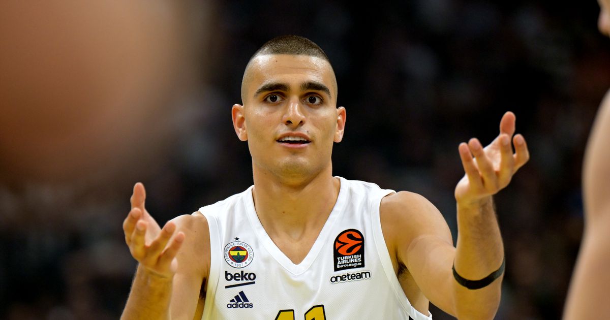 Jam Madar napušta Fenerbahče | Sportal.rs