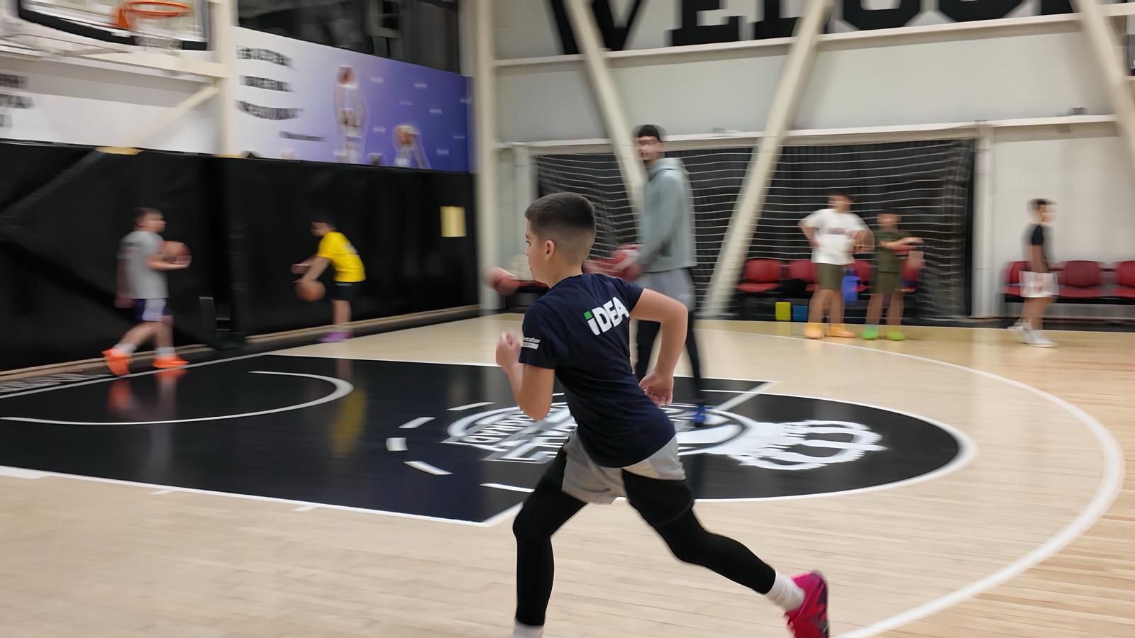 Milan Gurović otvorio novi šuterski kamp u Surčinu | Sportal.rs