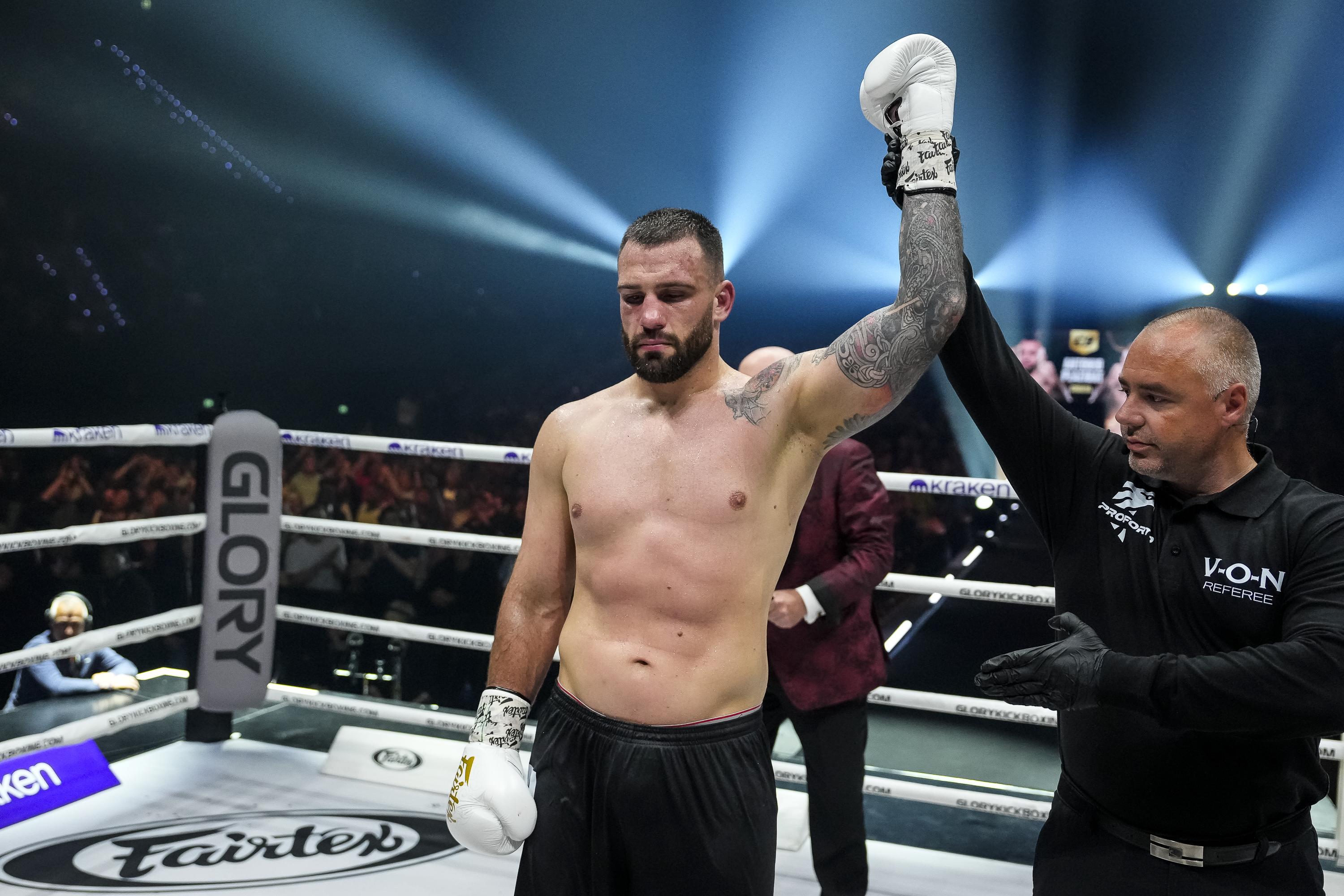 Antonio Plazibat nokautirao Anisa Buzida /GALERIJA/ | Sportal.rs