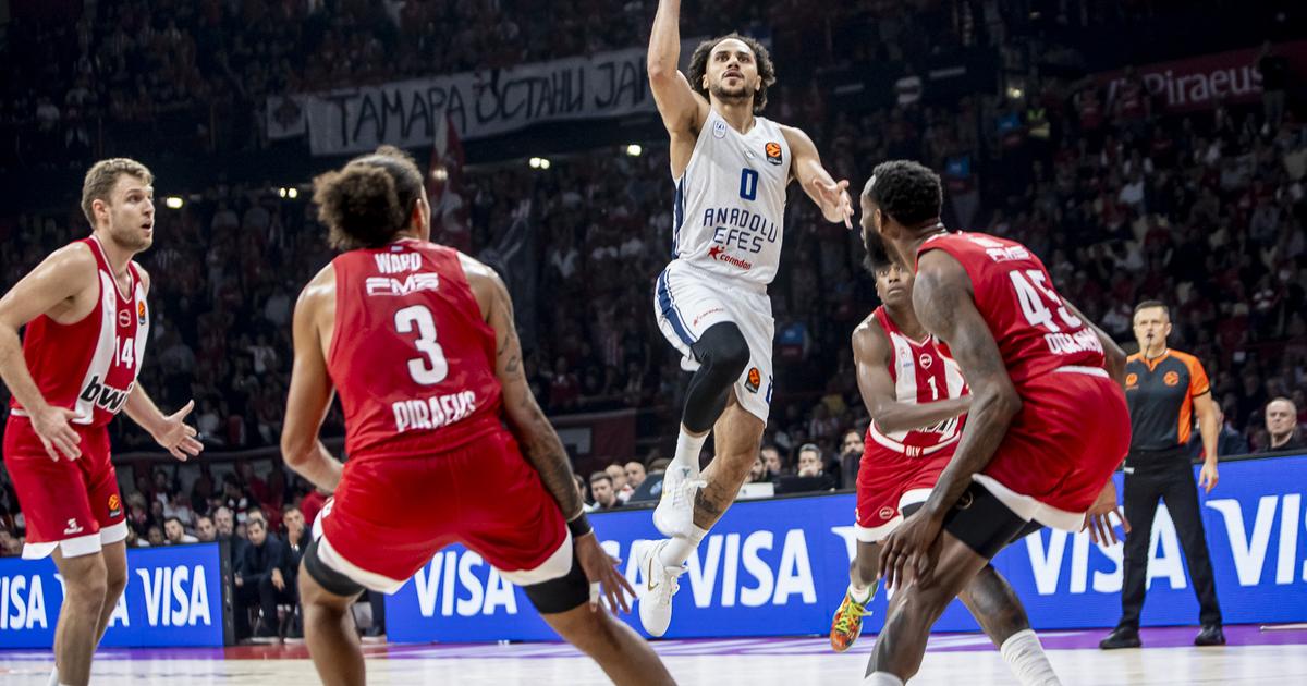 Kokoškov odneo veliki brejk iz Pireja: Anadolu Efes nakon neizvesne ...