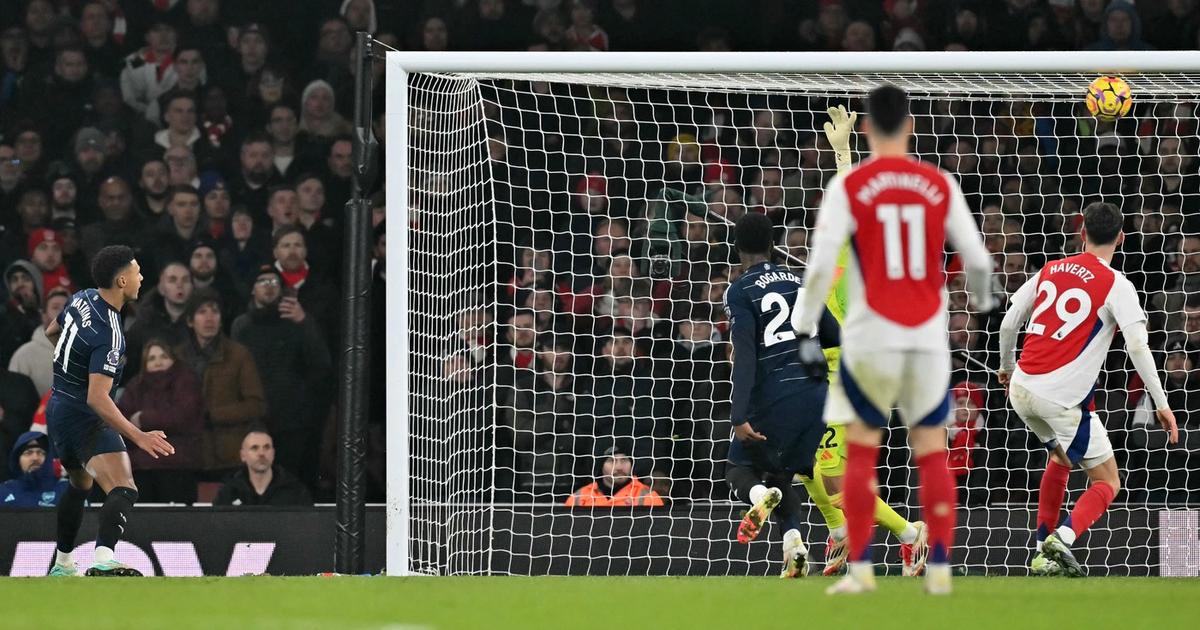 Arsenal kiksnuo protiv Aston Vile i udaljio se od titule | Sportal.rs