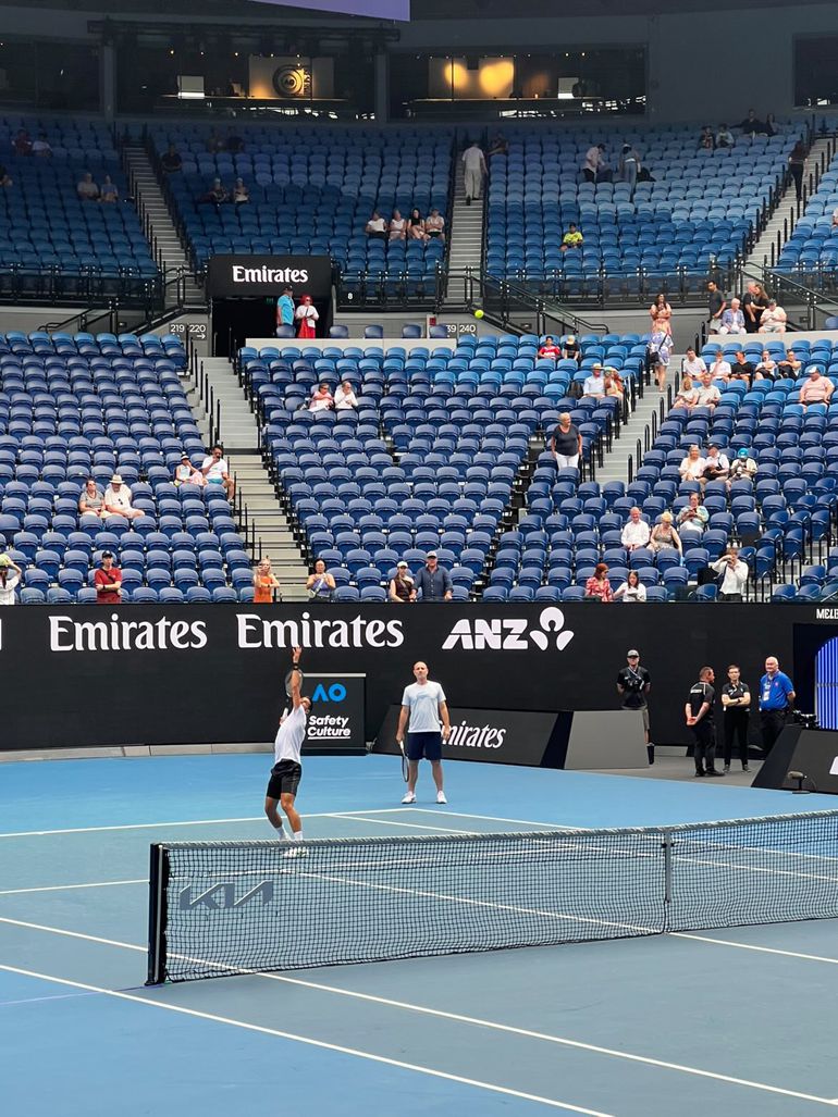 Novak Đoković pobedio Pedra Martineza i plasirao se u drugo kolo ...