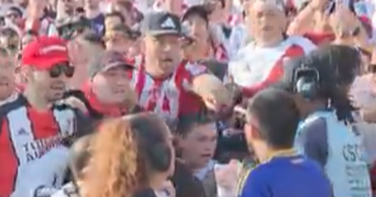 Navijač Boke provocirao navijače River Plejta | Sportal.rs