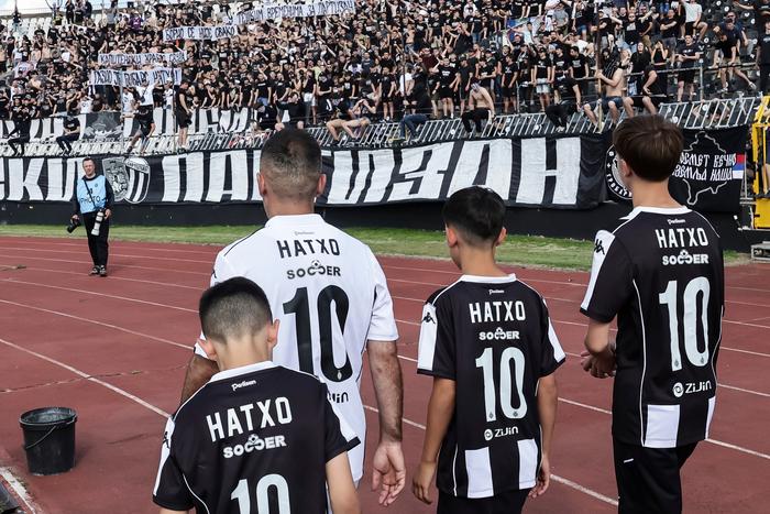Transparent navijača Partizana za Natha | Sportal.rs