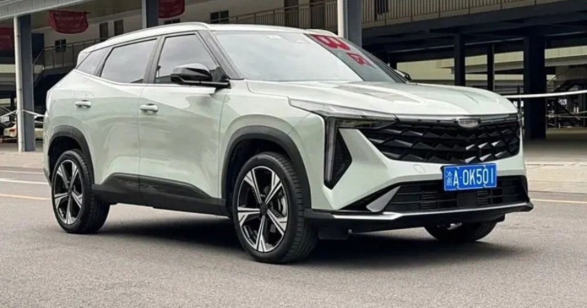 Lada u strahu - Azimut bi mogao da košta više od 30.000 evra | Sportal.rs