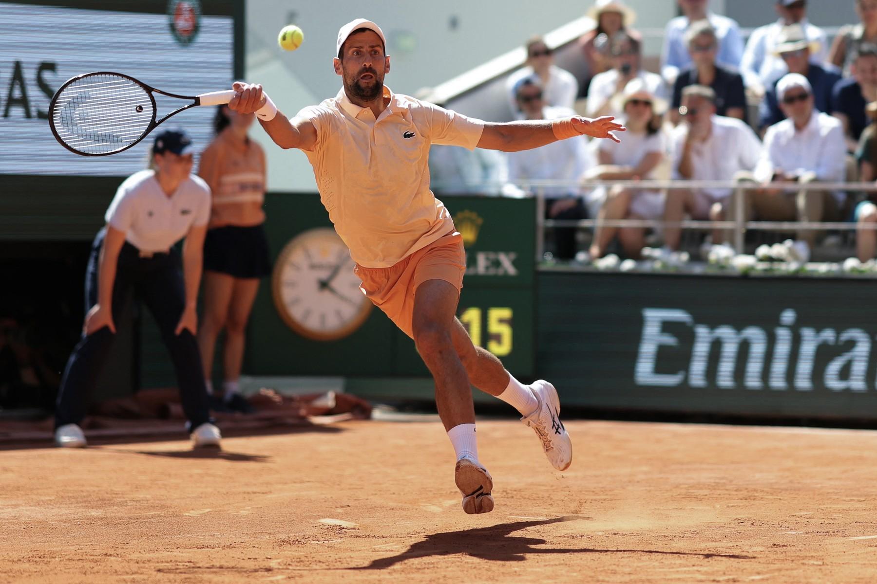 Novak po paklenoj vrućini vodio veliku bitku sa domaćim miljenikom ...