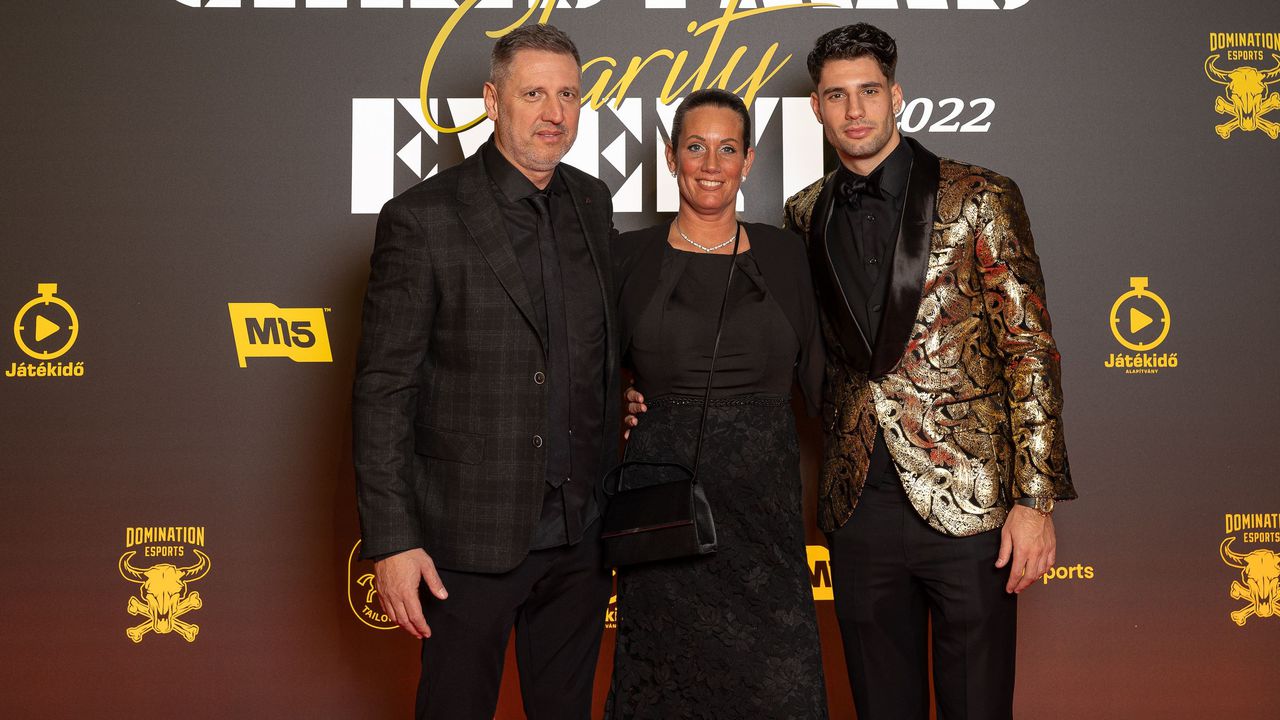 Szoboszlai Zsolt: „Ha a fiam nem állna készen, a Liverpool nem akarta ...