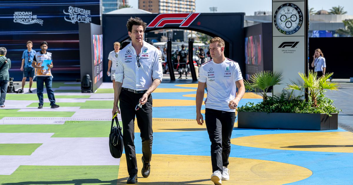 Toto Wolff: „Ha Michael Schumacher ott lett volna a fia mellett, a Haas ...