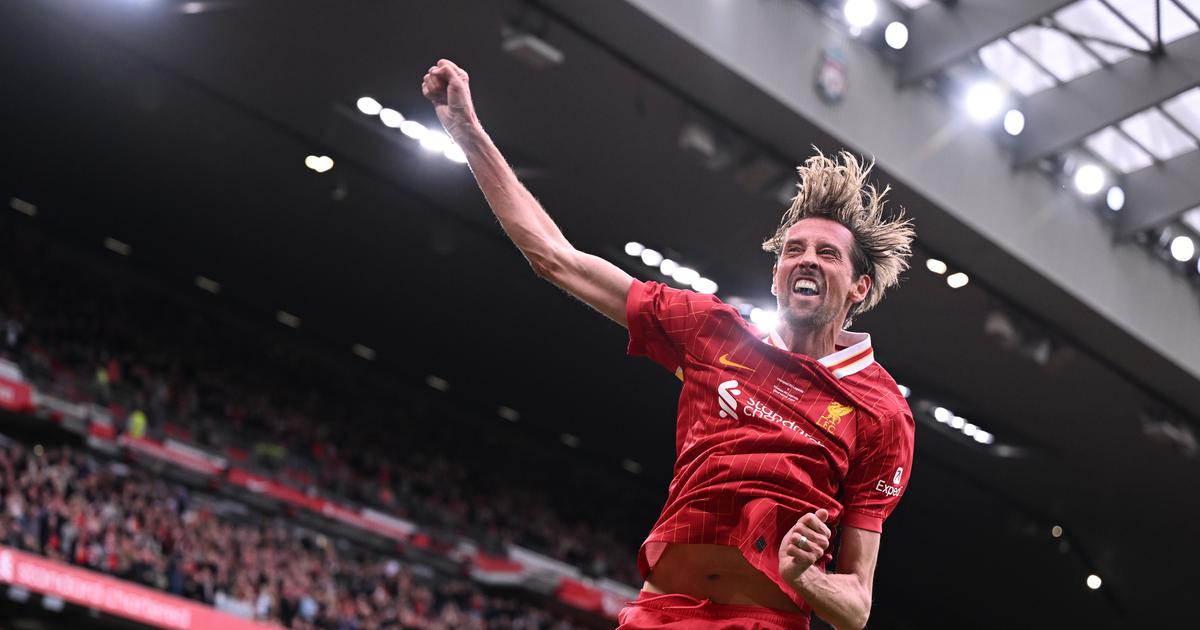 Jó az öreg a háznál: Peter Crouch duplázott a Liverpool–Chelsea ...