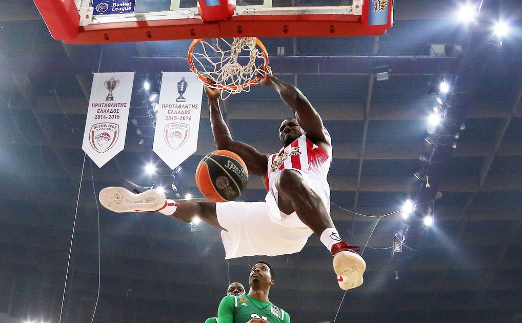Πάτρικ Γιανγκ: Το μήνυμά του μέσα από το νοσοκομείο | Sportal.gr