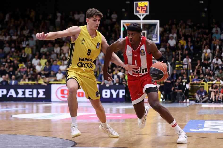 Μαρούσι - Ολυμπιακός 81-100: Εξαιρετικός Γουόρντ, ντεμπούτο Νιλικίνα ...