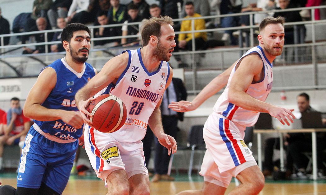Οι Πάνθηρες έστειλαν μήνυμα σε Πανιώνιο και Λυκογιάννη: «Σημαίες του ...