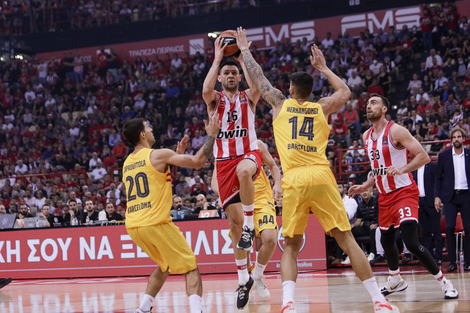 ΟΛΥΜΠΙΑΚΟΣ - ΜΠΑΡΤΣΕΛΟΝΑ 68-77 | Sportal.gr