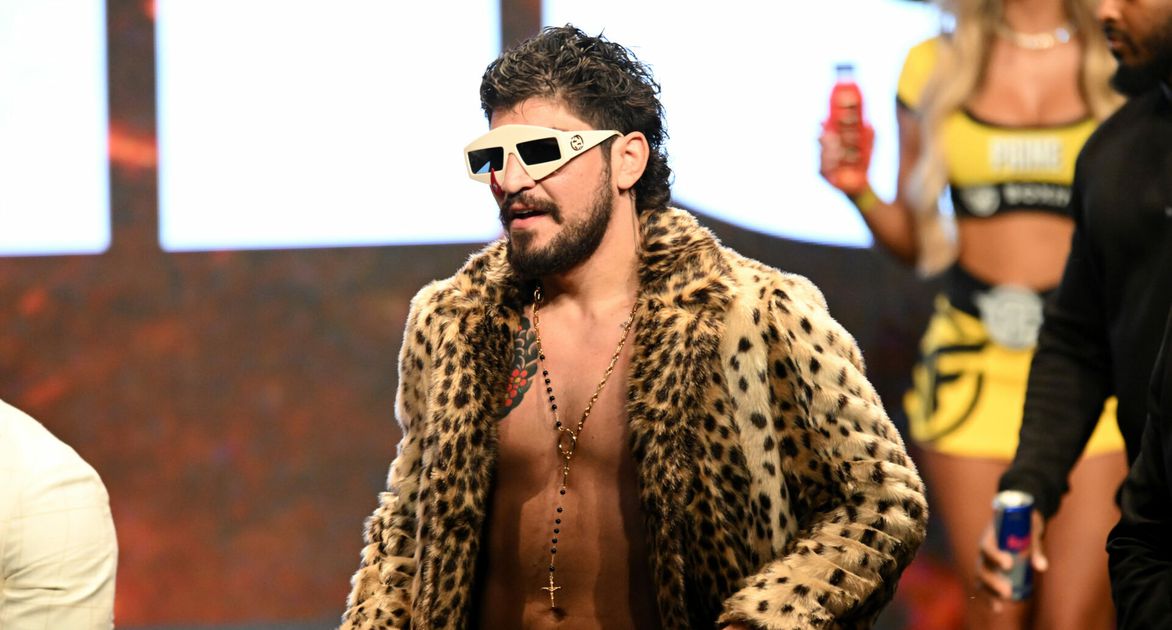 💰 | Nieuwe Drake Curse? Rapper zet 850k op knockout Logan Paul tegen ...