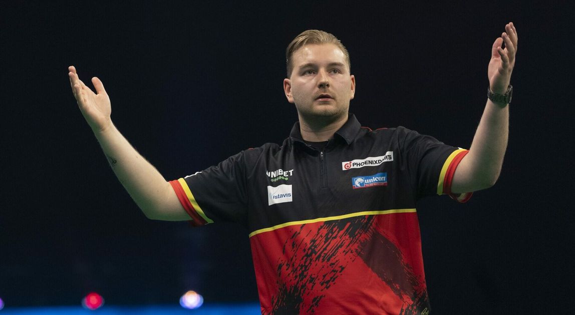 Dimitri van den Bergh wint 6 legs op rij, verslaat Adrian Lewis en wint PDC Super Series 7 ...