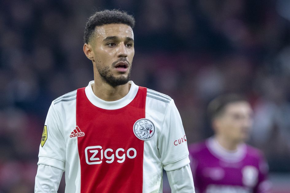 Noussair Mazroui bij Andy in de auto over contract: 'Jullie zijn ook ...