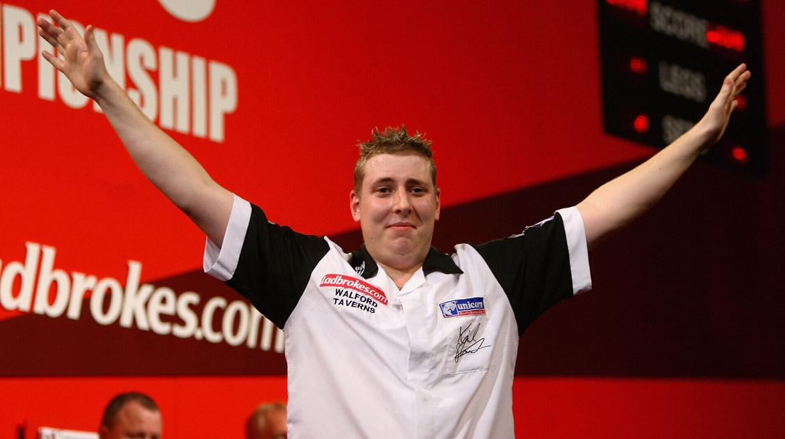 Deze darter was finalist bij het WK 2008 en ging 4 jaar later roemloos ...