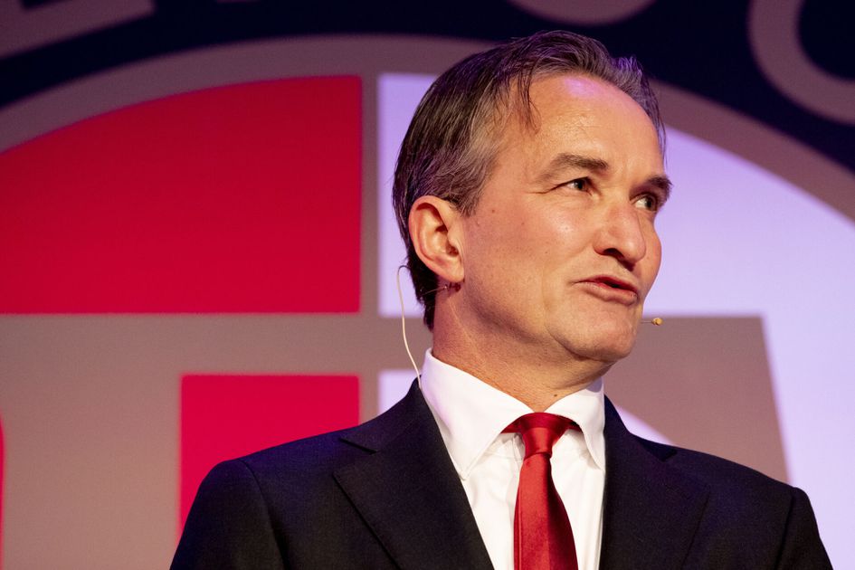 Ruiten Feyenoord-directeur Mark Koevermans ingegooid, huis beklad met ...