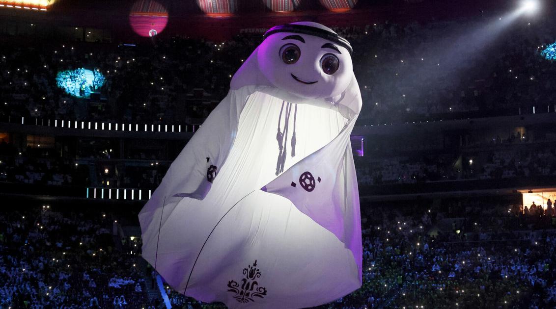Dit is de WK-mascotte La'eeb, 'het lijkgewaad van een dode gastarbeider ...
