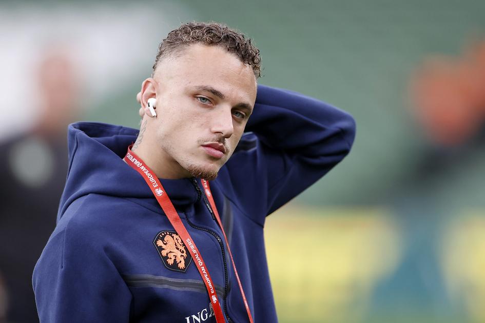 🎥🎶 | Noa Lang gaat Depay achterna en brengt muziek uit: 'Noano op je ...