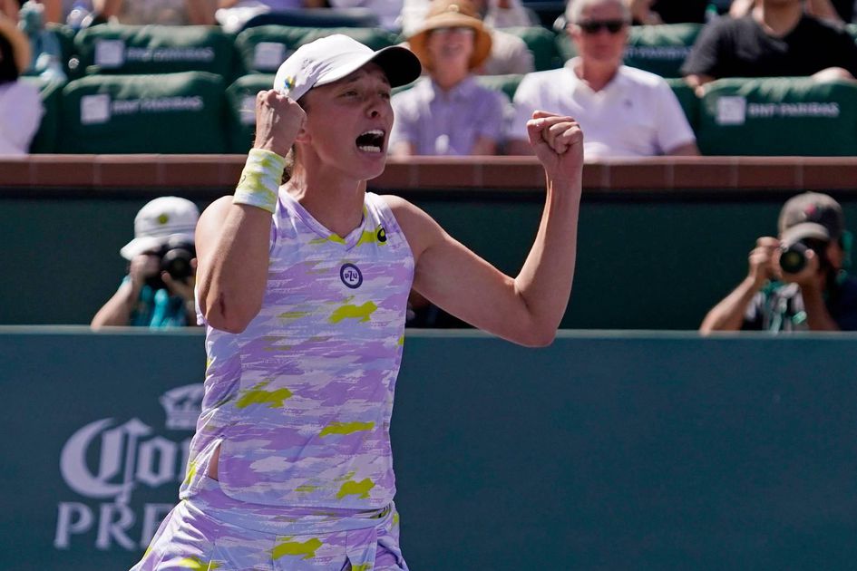 Poolse tennisster Iga Swiatek stijgt dankzij zege in Indian Wells naar ...