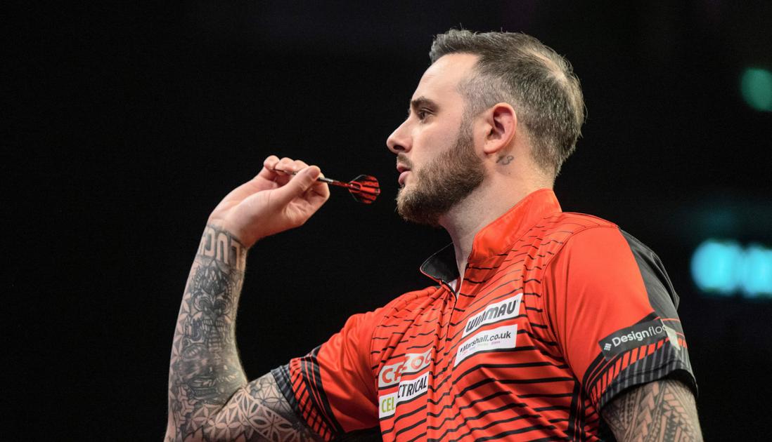 📸 | Binnenkort nieuwe look voor Joe Cullen? The Rockstar ondergaat ...