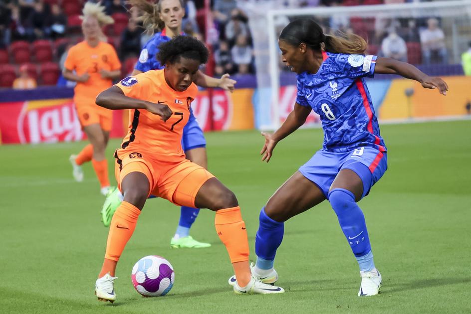Lineth Beerensteyn verlaat trainingskamp Oranje Leeuwinnen vanwege ...