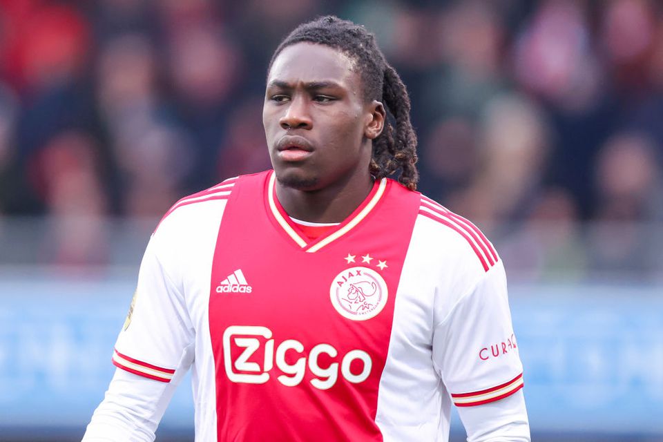 Opstelling Ajax tegen Union Berlin: Bassey en Bergwijn in basis, Klaassen op bank | Sportnieuws.nl