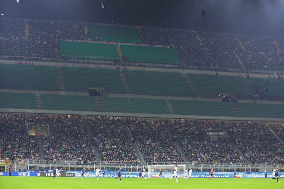 Ultra's Inter sturen iedereen van Curva Nord af uit respect voor ...