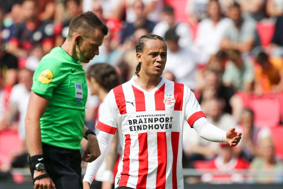 Xavi Simons ziet verkeerde instelling bij ploeggenoten: 'Er wordt laks over gedacht ...