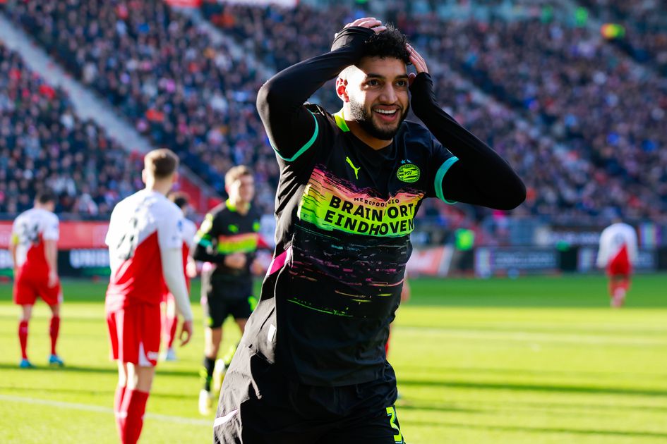 PSV veegt FC Utrecht van de mat in pikante topper en overleeft opnieuw 'lastige' horde ...