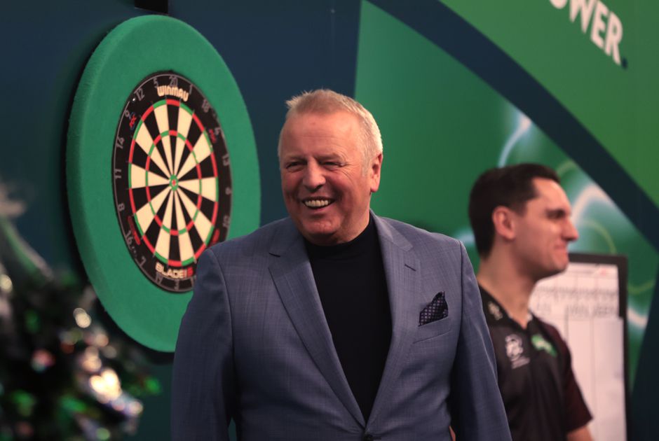 Na 'jongste finale WK darts ooit' nemen twee geliefde veteranen juist ...