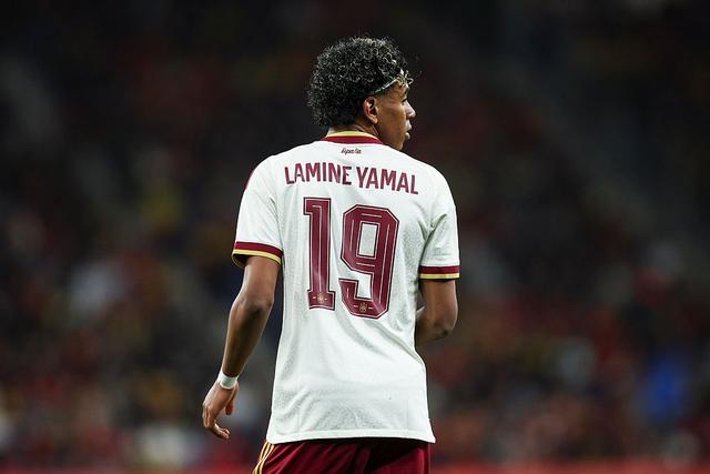 Verbazing over rugnummer sterspeler Lamine Yamal op WK voetbal: 'Waarom ...