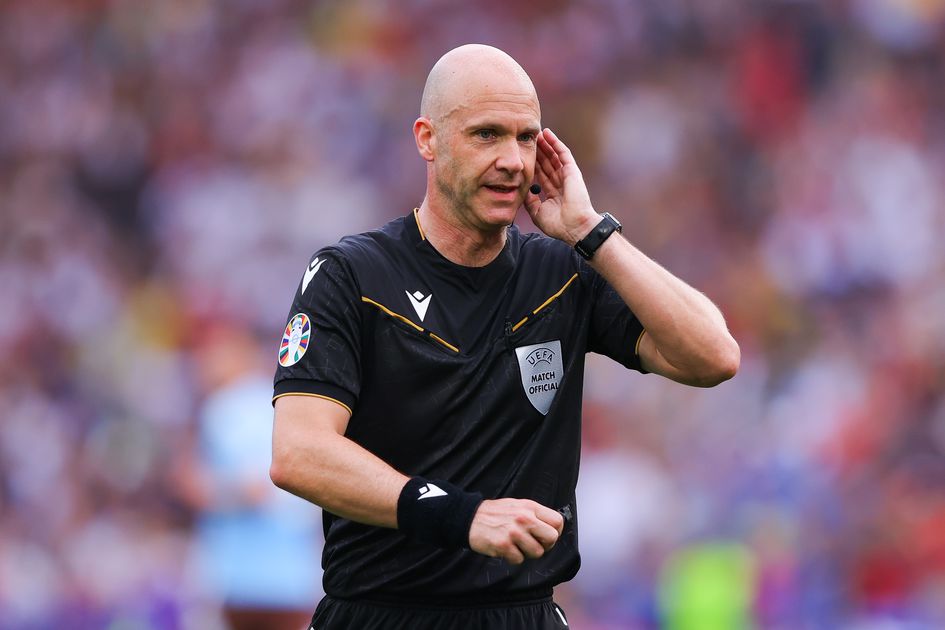 Veelbesproken Engelse scheidsrechters fluiten eerste kwartfinales EK ...