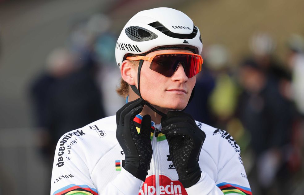WK veldrijden | Mathieu van der Poel houdt slag om de arm: 'Wat die ...