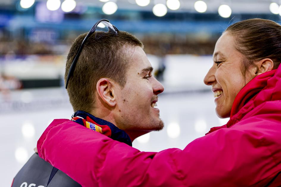 Onthullende foto’s Suzanne Schulting en Joep Wennemars vallen in de ...
