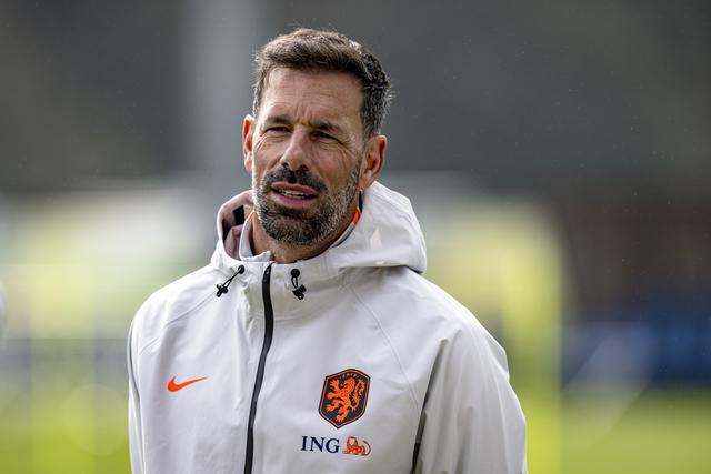 Ruud van Nistelrooij ontbreekt bij Oranje wegens privé-omstandigheden ...