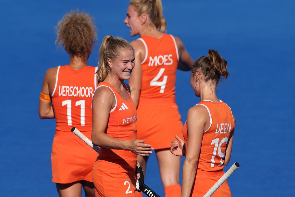 Oranje-hockeysters knokken zich dankzij debutant Luna Fokke naar halve ...