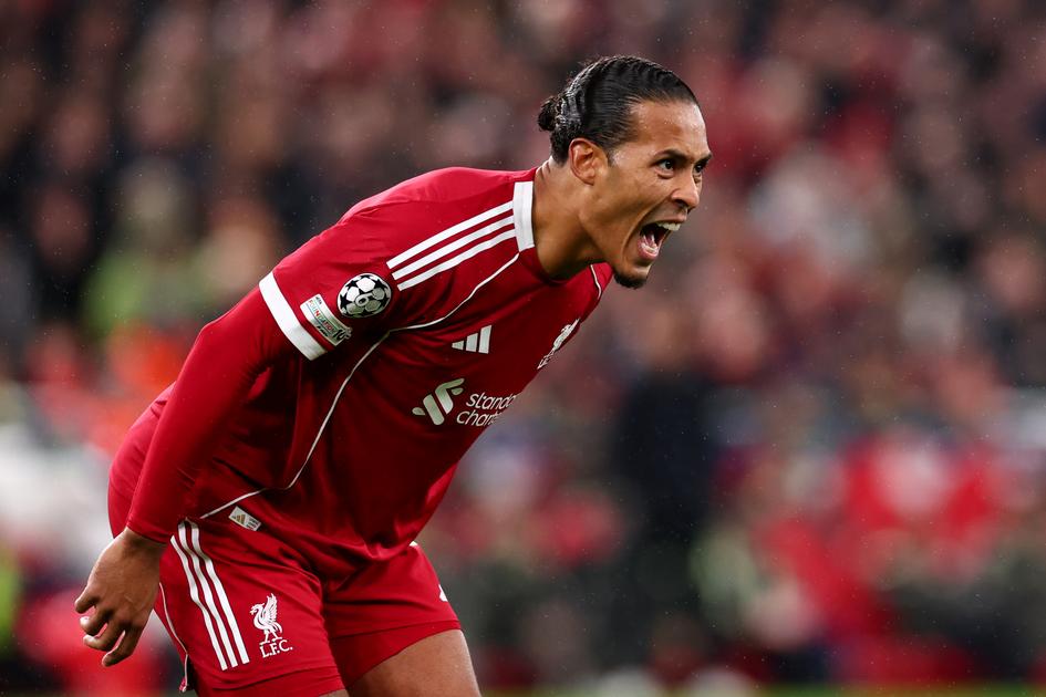Afgekraakte Virgil van Dijk oog in oog met criticaster: 'Dat doet me ...