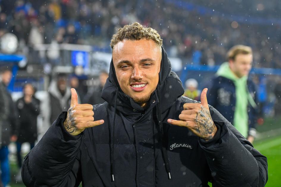 PSV'er Noa Lang doet onthulling na jaar met veel blessures: 'Drie ...