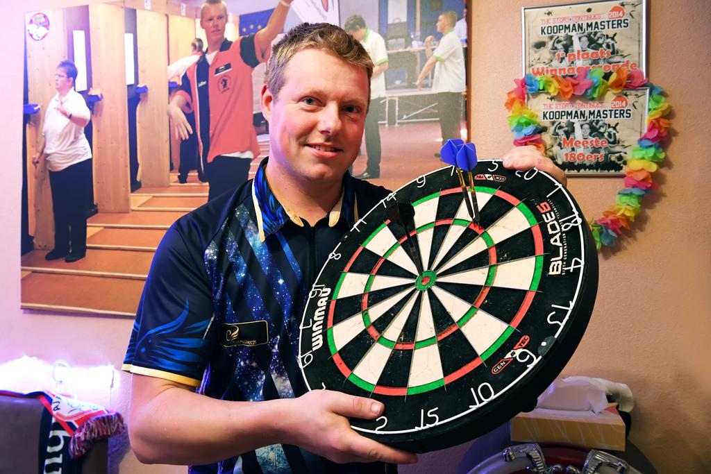 Nederlandse darter wint tourkaart bij PDC terug, paniek om Jimmy van ...