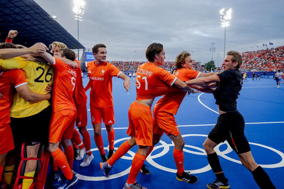 'Zo dom, respectloos': onbegrip bij ex-tophockeysters over 'bizarre ...