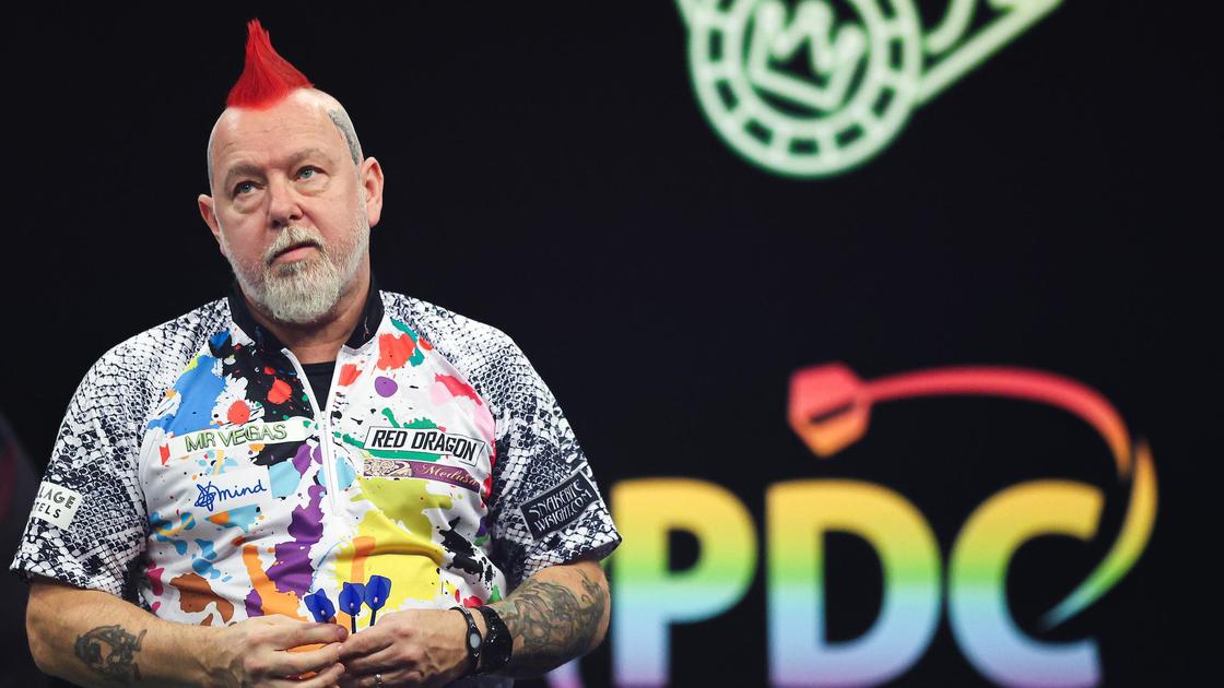 Droevige Peter Wright zet dramatisch jaar voort en ziet negatieve grens ...