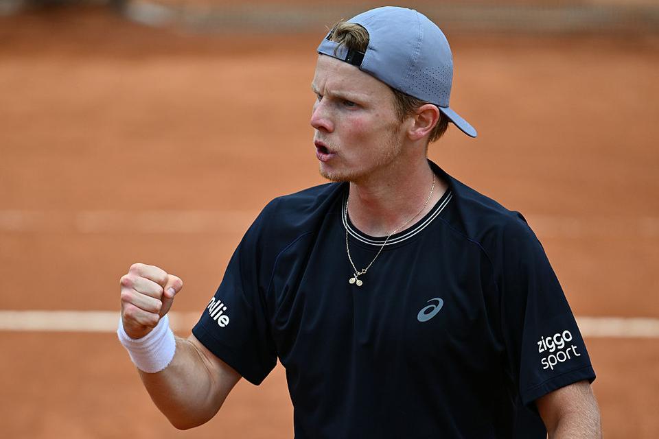 Toptennisser Jesper de Jong dendert door na droomweken op Roland Garros ...