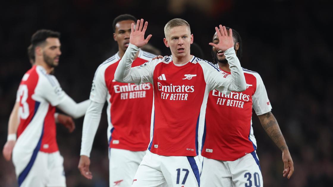 Engelse fans begrijpen niks van actie van Arsenal-speler tegen PSV ...