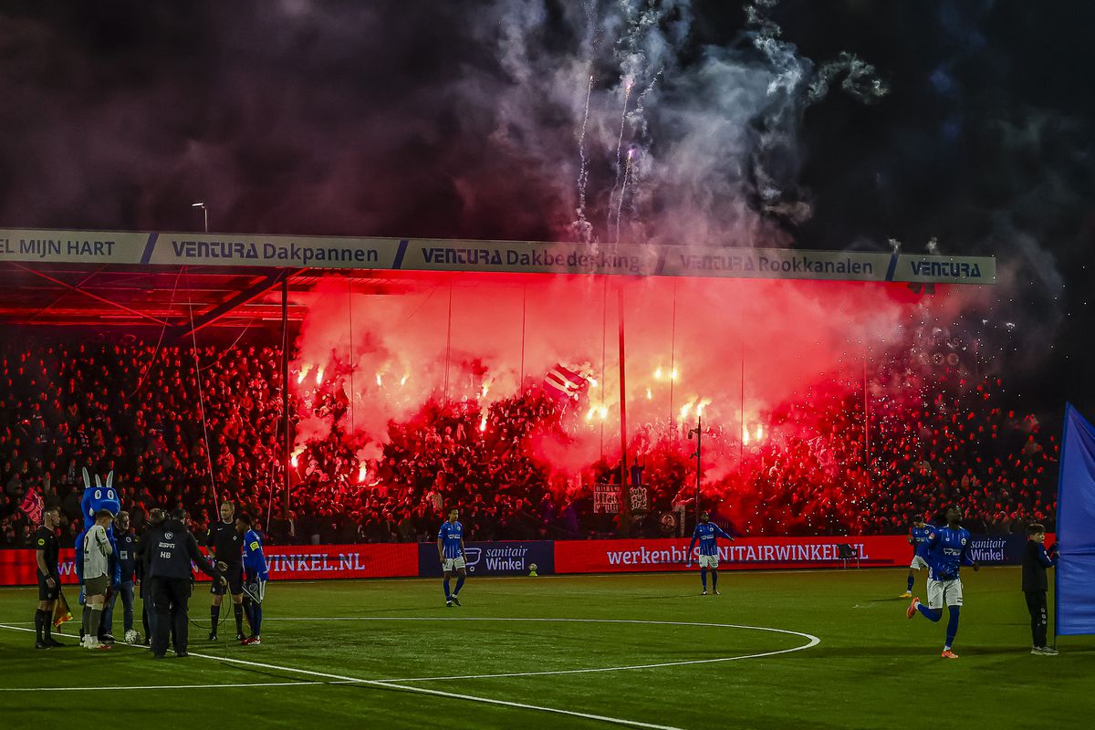 Live KNVB Beker | B-ploeg PSV schiet hoop van FC Den Bosch snel aan ...